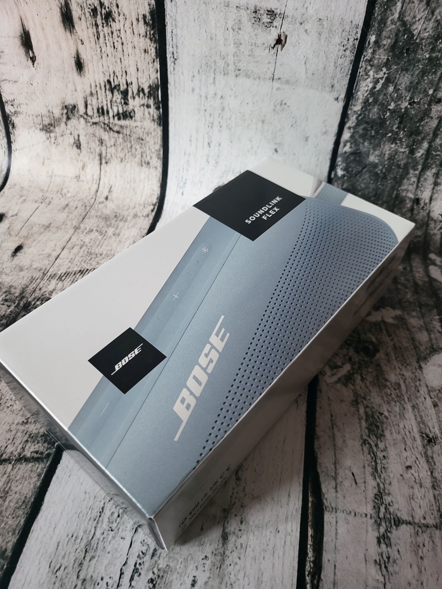 Test Bose SoundLink Flex - sprosta każdej przygodzie - TECHNOSenior