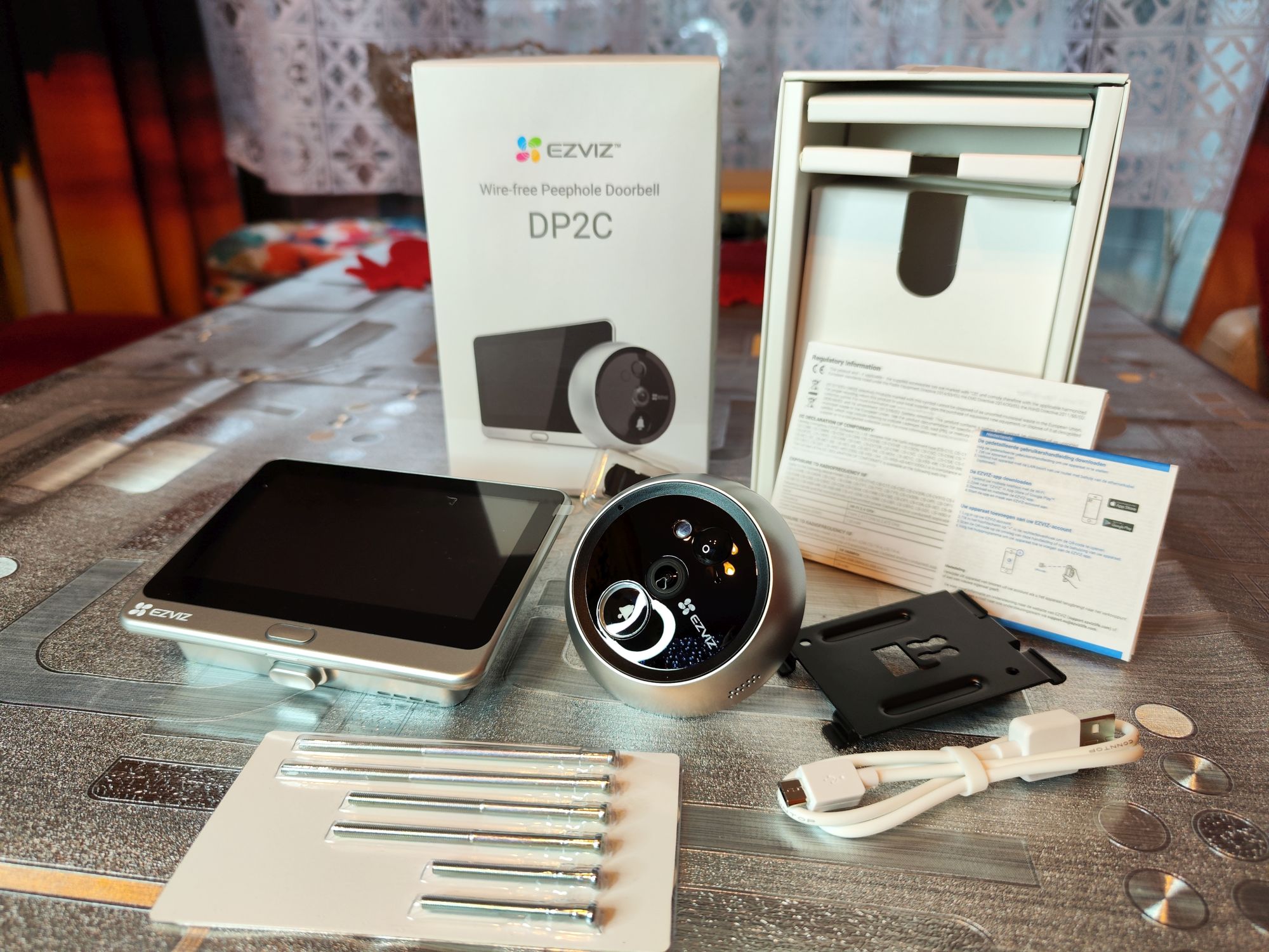 Recenzja Ezviz DP2C - kamera, wizjer i dzwonek do drzwi - TECHNOSenior