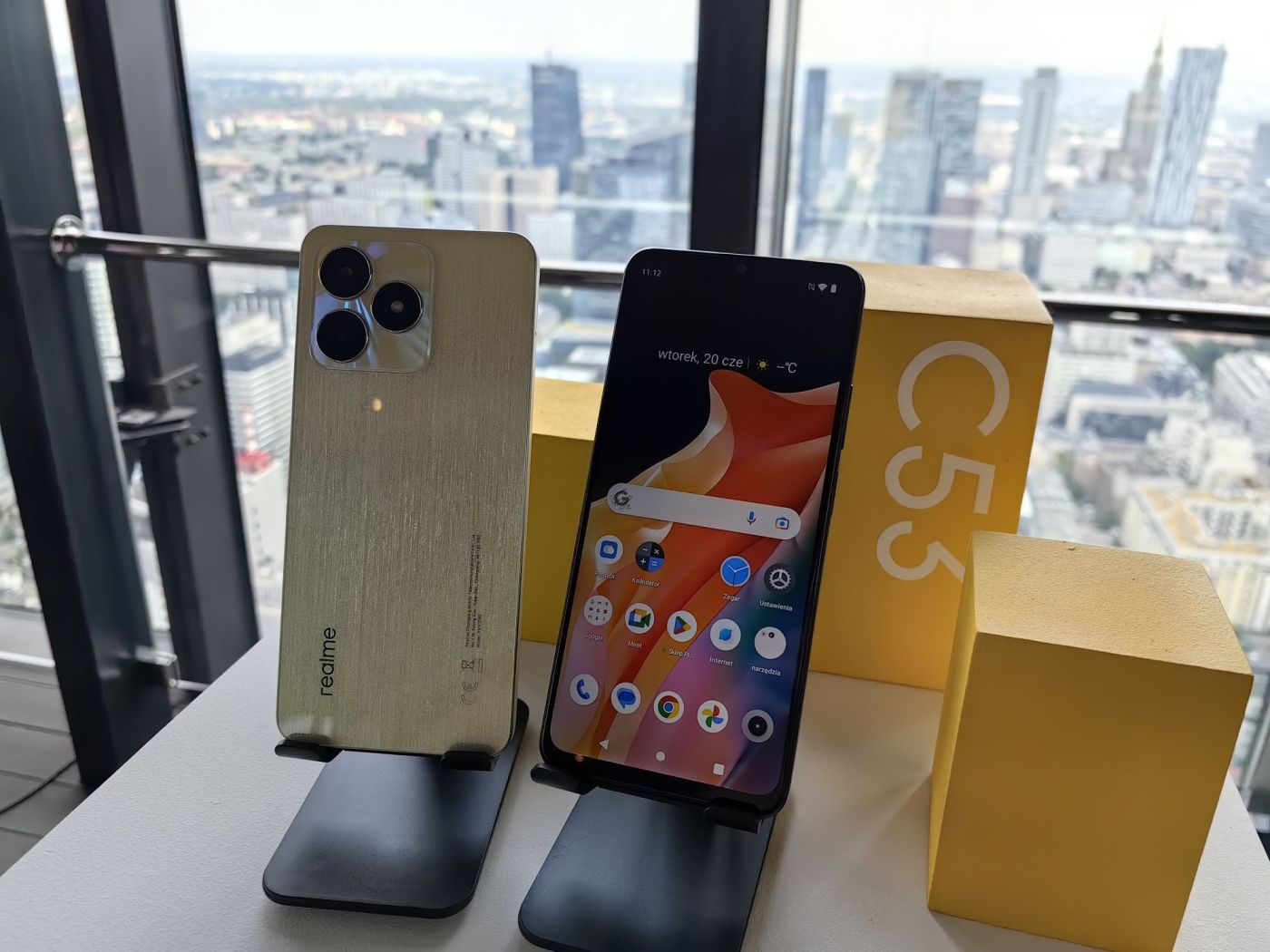 Test realme C53 - skądś znam tę wyspę z aparatami - TECHNOSenior