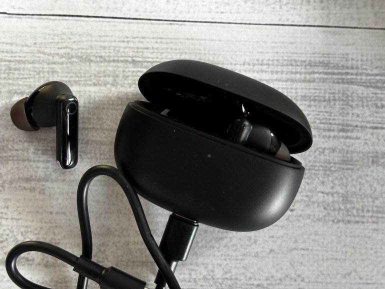 Test Baseus Bowie MZ10 - tanie... czy to uczta dla uszu? - TECHNOSenior