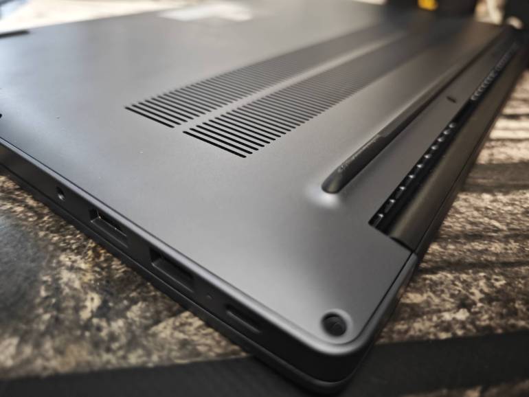 Test Huawei MateBook D16 2024: Największy laptop z ekranem 16 cali i ...