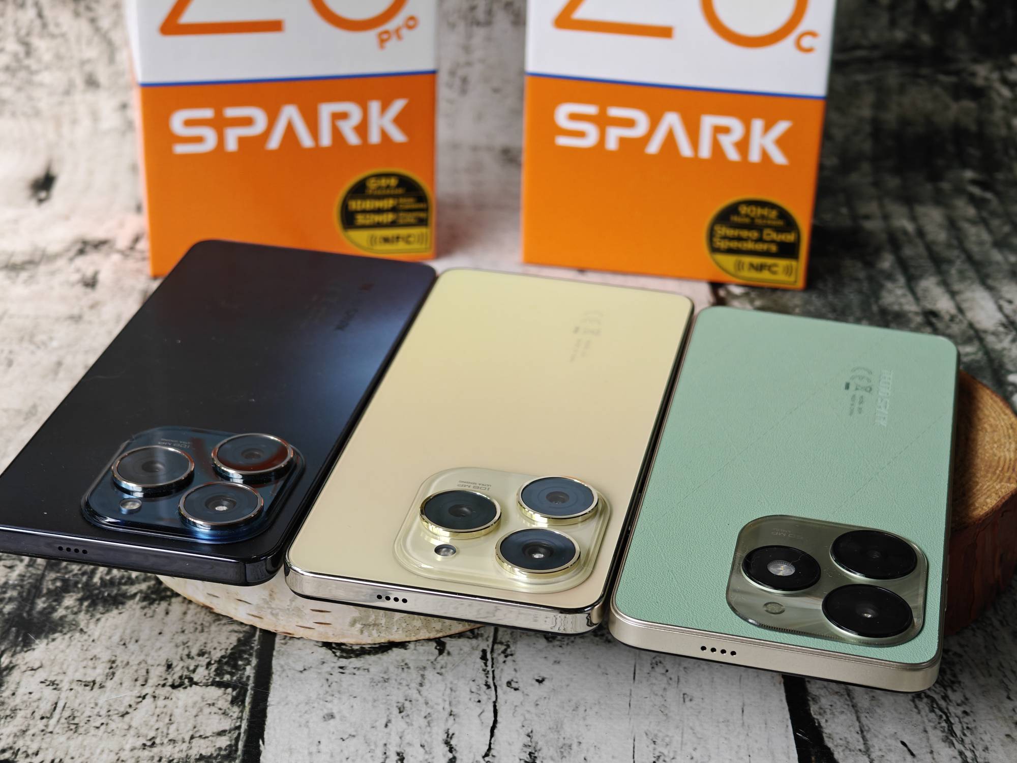 Test TECNO SPARK 20 pro oraz SPARK 20C: Który warto wybrać? - TECHNOSenior