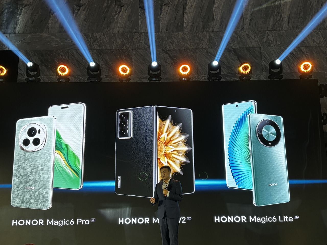 HONOR Magic6 Pro i HONOR Magic V2 - dla entuzjastów super-smartfonów ...